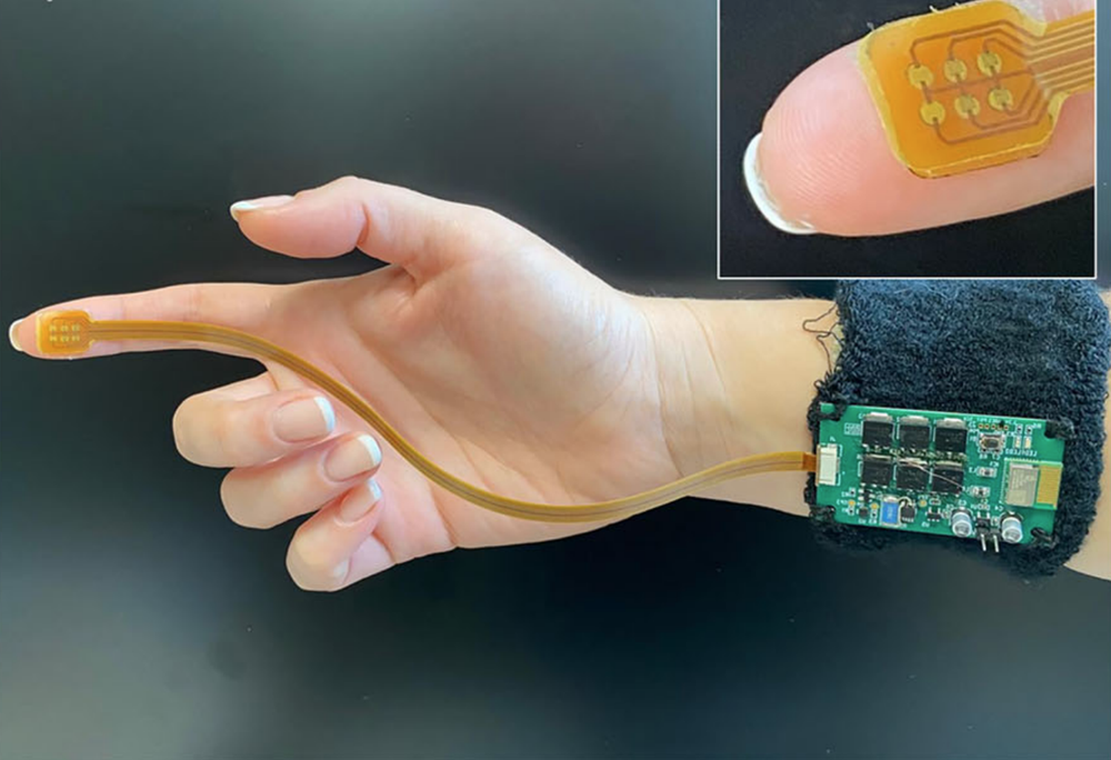 npj Flexible Electronics | Low-voltage wearable tactile display with ...